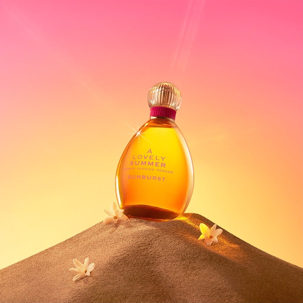 A LOVELY SUMMER SUNBURST (2025) • SARAH JESSICA PARKER • ScentAdvice